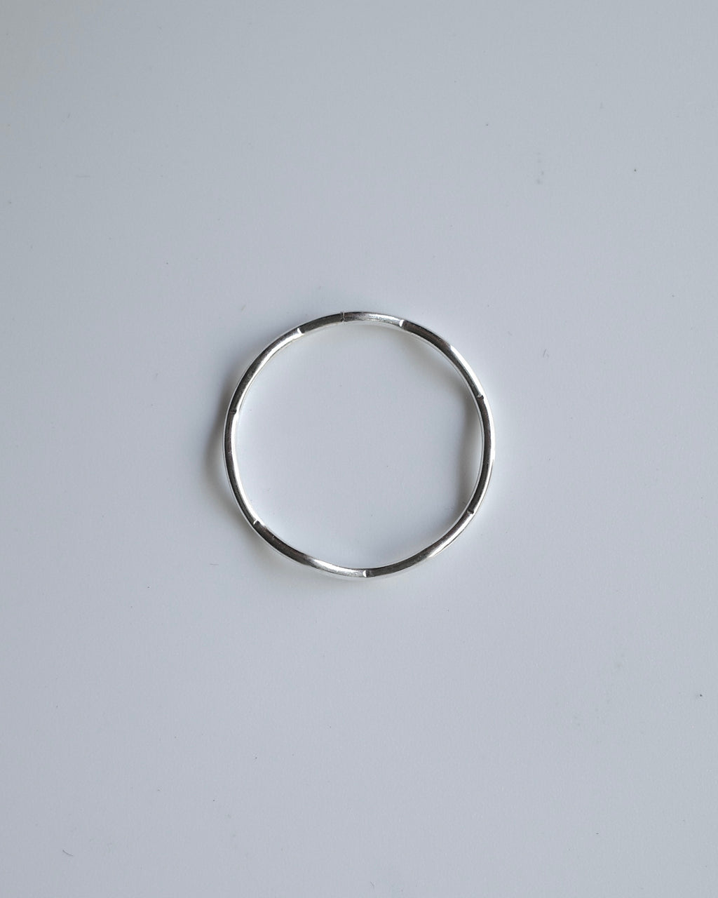 thin ripple line ring (silver925) – beller