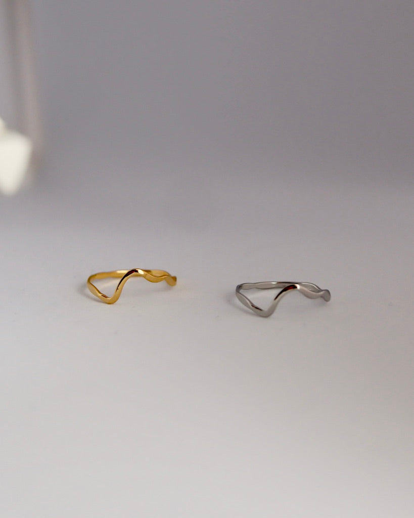 delicate wave ring - beller